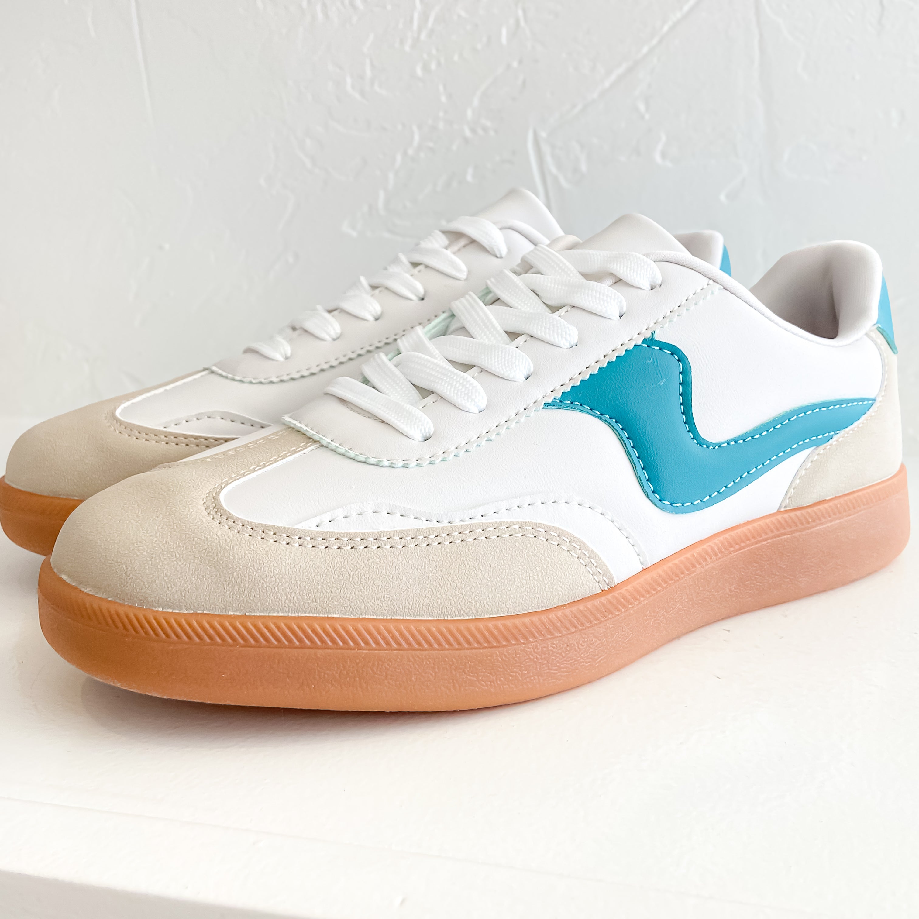 Modern Textured Platform Sneaker – Dotsy's Boutique